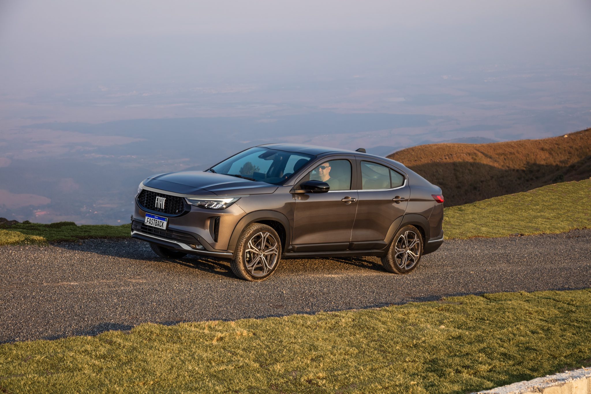 SUV Coupé Fiat Fastback chega para conquistar mercado